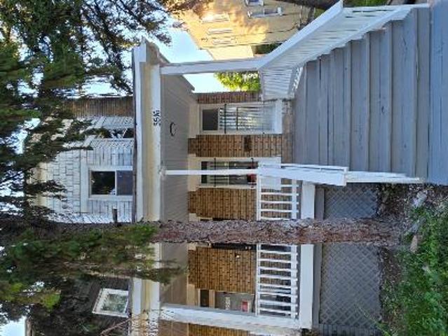 5 Br, 2 bath, Condo 3516 Spaulding Ave