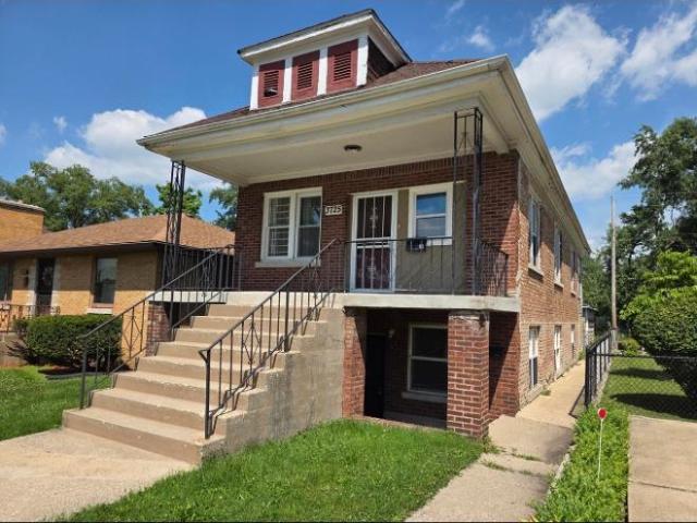 5 Br, 2 bath, Condo 3725 Monroe St