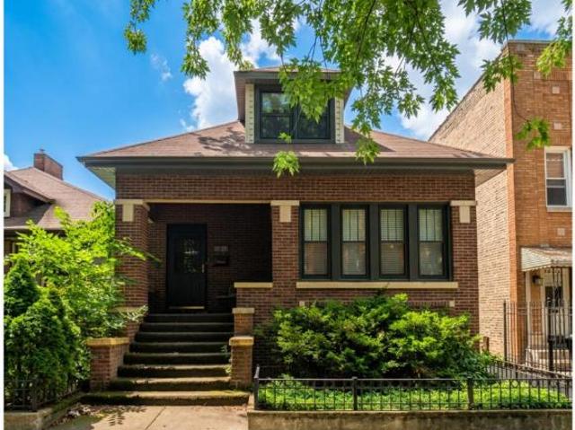 5 Br, 2 bath, Single Family Home 4940 N Whipple St