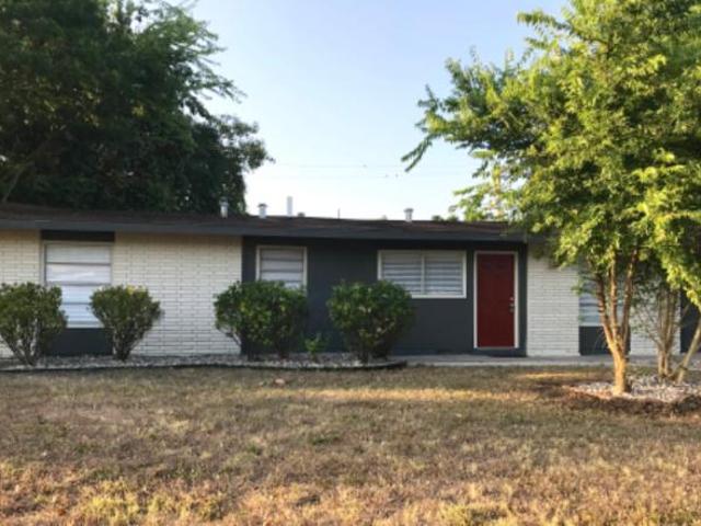 5 Br, 2 bath, Single Family 142 Aldrich Dr