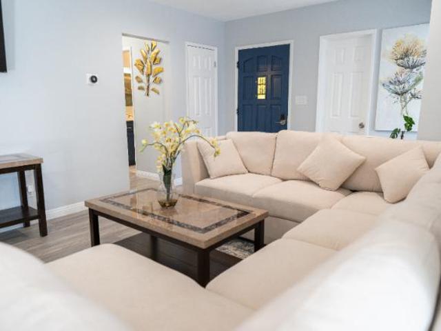 5 Br, 2 bath, Single Family 1507 S Roosevelt Ave