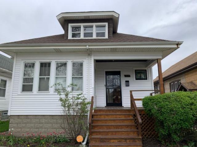 5 Br, 2 bath, Single Family 10340 S Sangamon St