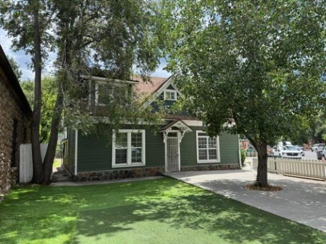 5 Br, 2 bath, Single Family 123 W Phoenix Ave