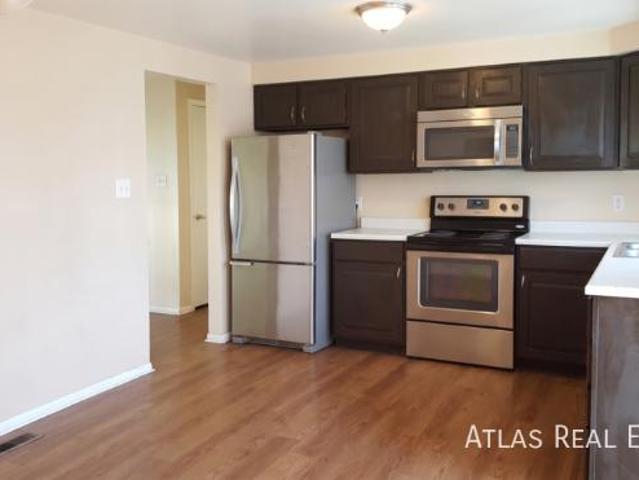 5 Br, 2 bath, Single Family 13003 E Elgin Place