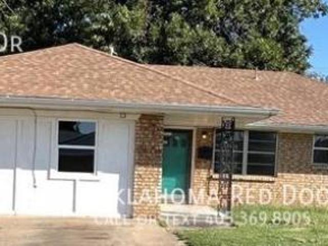 5 Br, 2 bath, Single Family 13 Philbrooke Dr