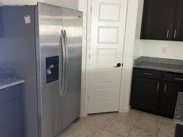 5 Br, 2 bath, Single Family 38050 W Amalfi Ave