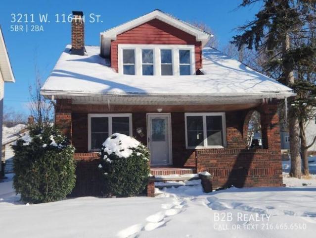 5 Br, 2 bath, Single Family 3211 W 116th St