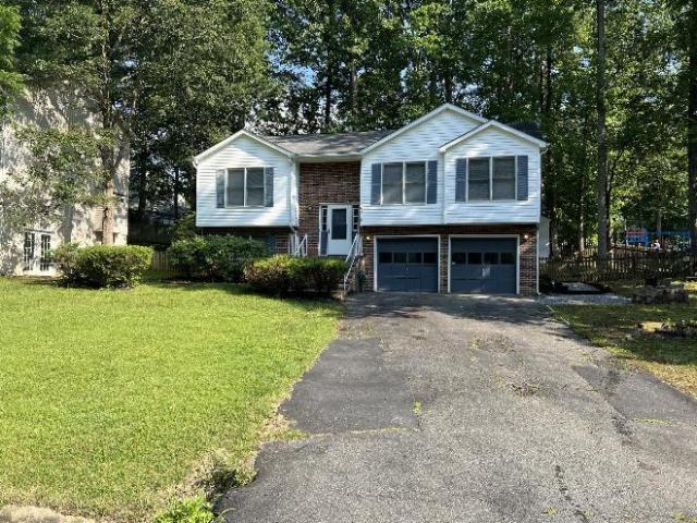 5 Br, 2 bath, Single Family 6215 Forest Grove Dr