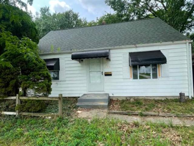 5 Br, 2 bath, Single Family 720 E 258th St