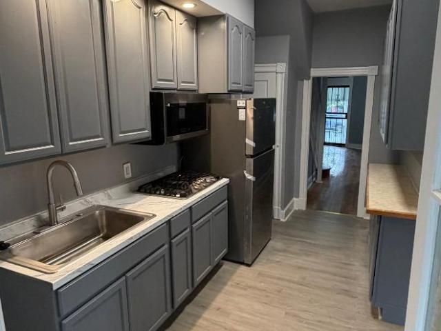 5 Br, 2 bath, Single Family 917 Ingraham St NW