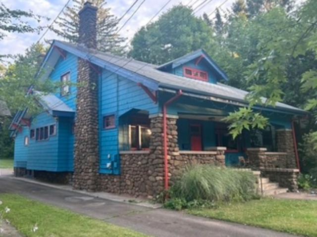 5 BR, 2 BA Apartment 1566 Whitney Avenue, Hamden, CT 06517