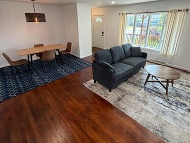 5 BR, 2 BA Apartment 1604 Hass Dr, Unit 1, South Bend, IN 46635