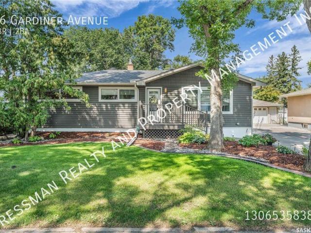 5 BR, 2 BA Apartment 16 Gardiner Avenue, Regina, SK S4S 4P6
