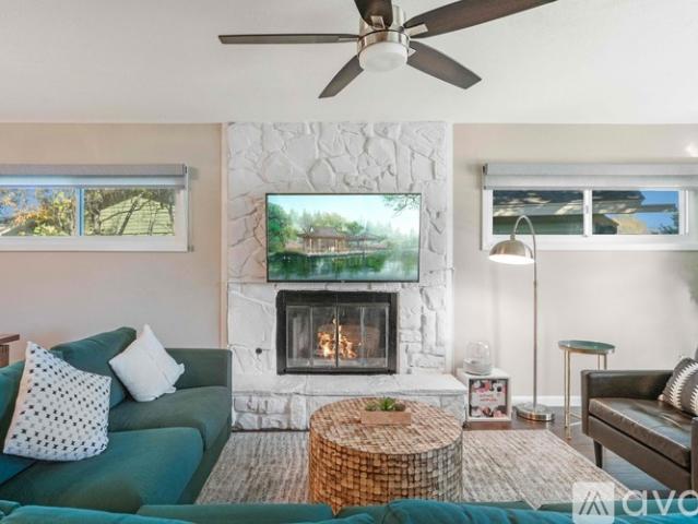 5 BR, 2 BA Apartment 1919 Puritan Drive, Irving, TX 75061