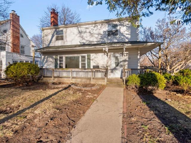 5 BR, 2 BA Apartment 1122 Franklin Street Unit 1122, Cedar Falls, IA 50613