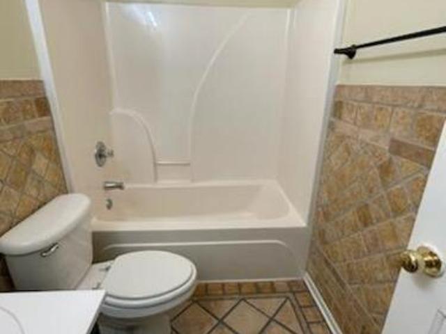5 BR, 2 BA Apartment 136 Centennial Cir, Myrtle Beach, SC 29579