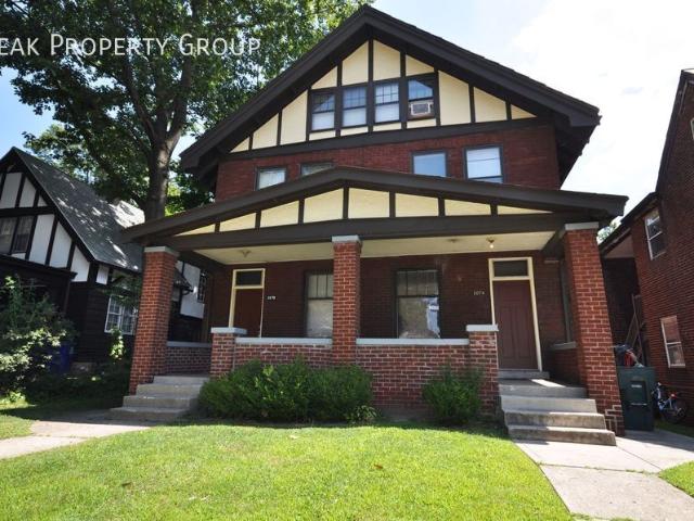 5 BR, 2 BA Apartment 2074 Summit Street, Columbus, OH 43201