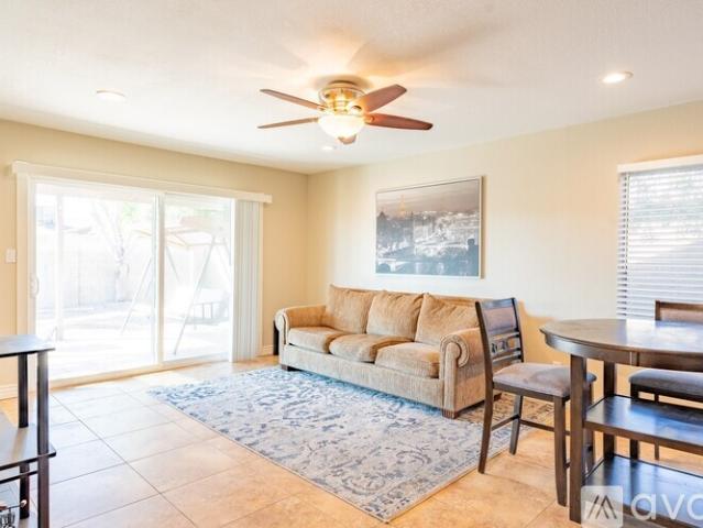 5 BR, 2 BA Apartment 2105 N Los Altos Dr, Unit Room 4, Chandler, AZ 85224