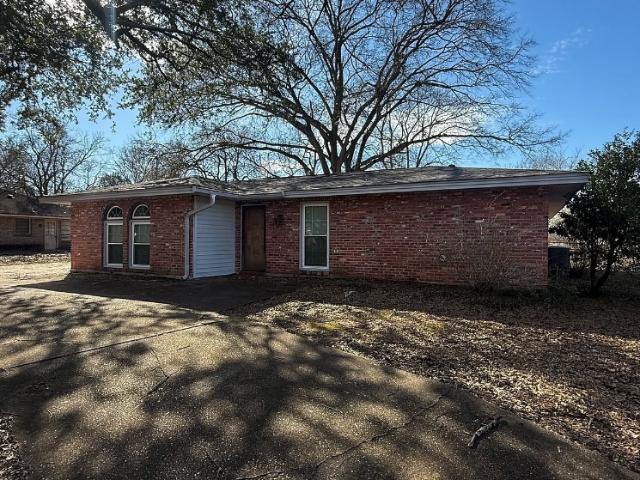 5 BR, 2 BA Apartment 341 N Burbank Dr, Montgomery, AL 36117
