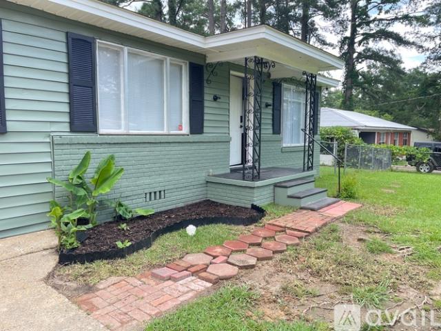 5 BR, 2 BA Apartment 4524 25th Ct, Meridian, MS 39307