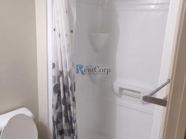 5 BR, 2 BA Apartment 405 251 Lester St, Waterloo, ON N2L 3W6