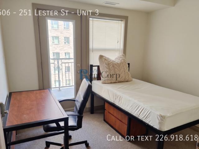 5 BR, 2 BA Apartment 506 251 Lester St, Waterloo, ON N2L 3W6