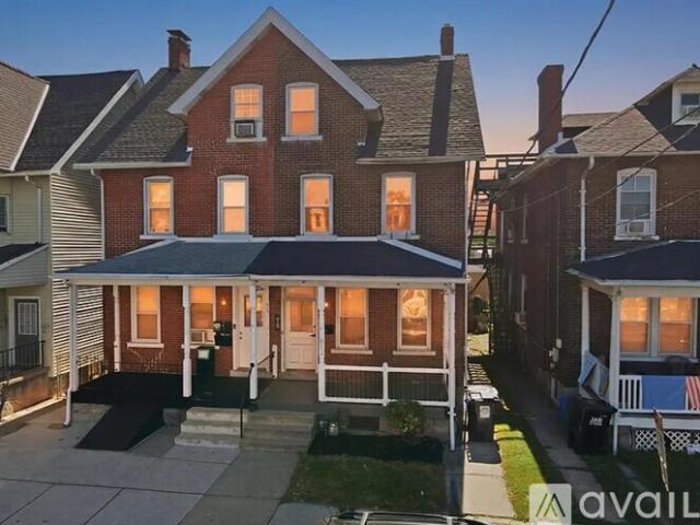 5 BR, 2 BA Apartment 812 Linden St, Bethlehem, PA 18018