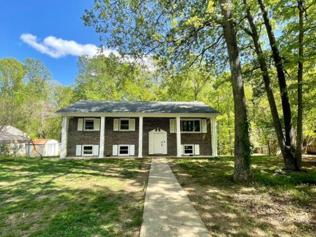 5 BR, 2 BA Apartment 9505 Eastern View Trl, Fredericksburg, VA 22408