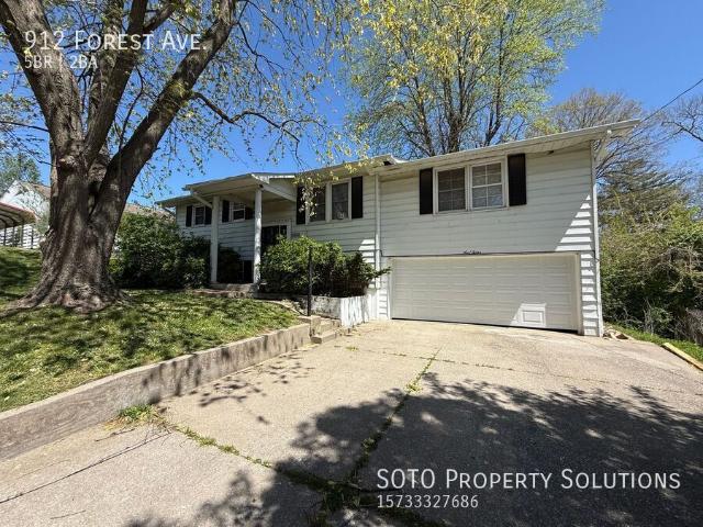 5 BR, 2 BA Apartment 912 Forest Ave Cape Girardeau, MO 63701