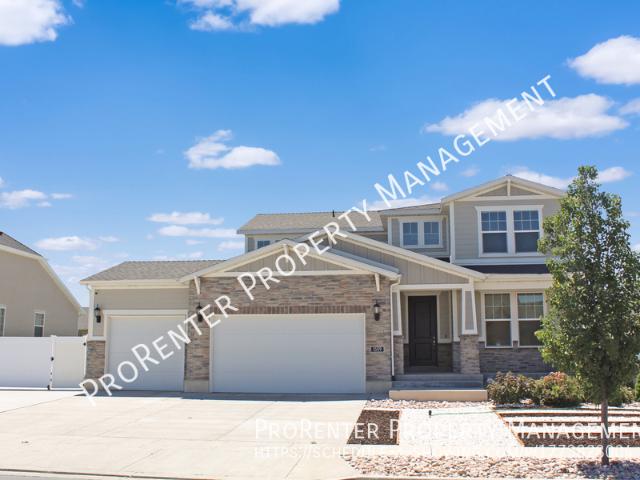 5 BR, 3.5 BA Apartment 1509 W 450 S, Syracuse, UT 84075