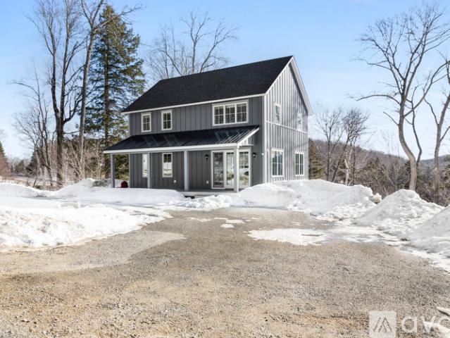 5 BR, 3.5 BA Apartment 15 Beechwood Ridge Road, Winhall, VT 05340