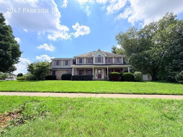 5 BR, 3.5 BA Apartment 2047 Parkside Dr Columbus, IN 47203