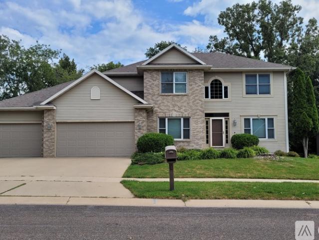 5 BR, 3.5 BA Apartment 2007 Glendale Hills Dr NE, Rochester, MN 55906