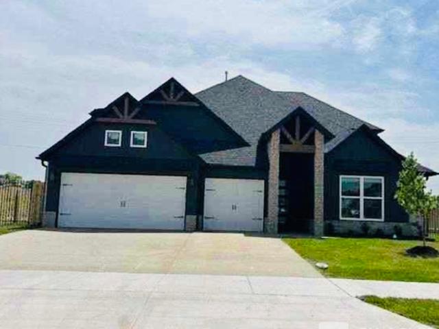 5 BR, 3.5 BA Apartment 200 Collins Wy, Centerton, AR 72719