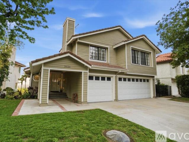 5 BR, 3.5 BA Apartment 24124 Mentry Dr, Santa Clarita, CA 91321
