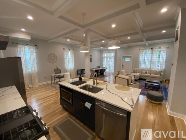 5 BR, 3.5 BA Apartment 2912 Grindon Avenue, Baltimore, MD 21214
