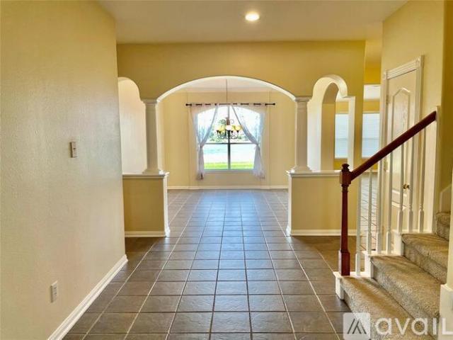 5 BR, 3.5 BA Apartment 4014 Laguna Point Lane, Missouri City, TX 77459