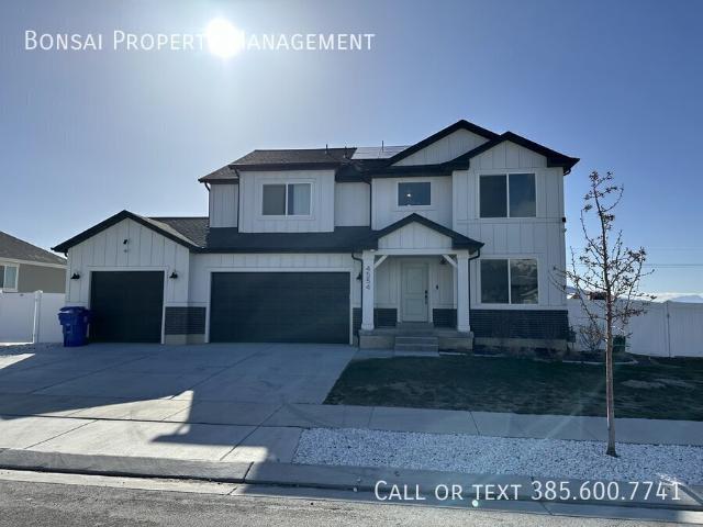 5 BR, 3.5 BA Apartment 4554 N Mt Ellen, Eagle Mountain, UT 84005