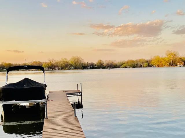 5 BR, 3.5 BA Apartment 6912 E Fish Lake Rd, Maple Grove, MN 55369