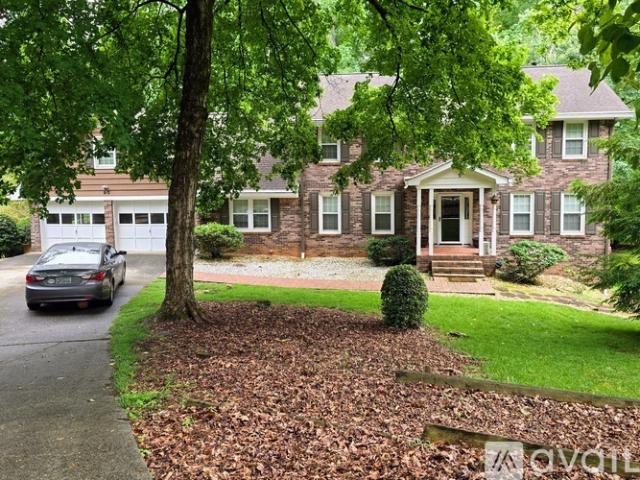 5 BR, 3.5 BA Apartment 90 Martin Point Court, Roswell, GA 30076