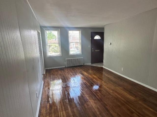 5 Br, 3 bath, Townhouse/Brownstone/RowHouse 4037 Cedardale Road