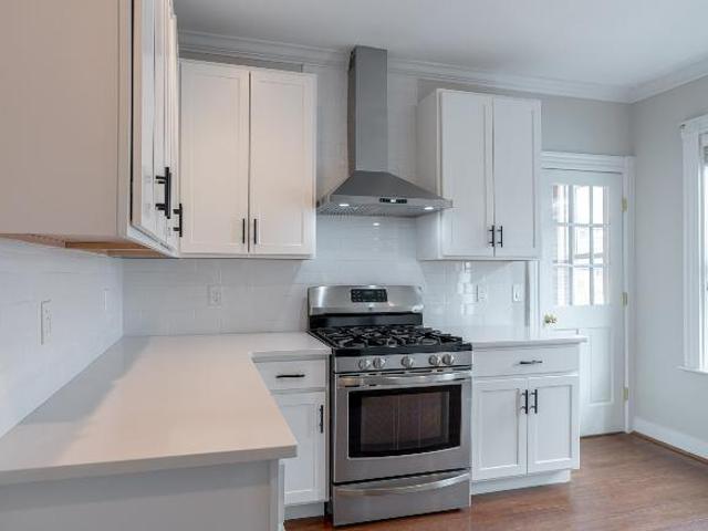 5 Br, 3 bath, Condo 83 Flint St