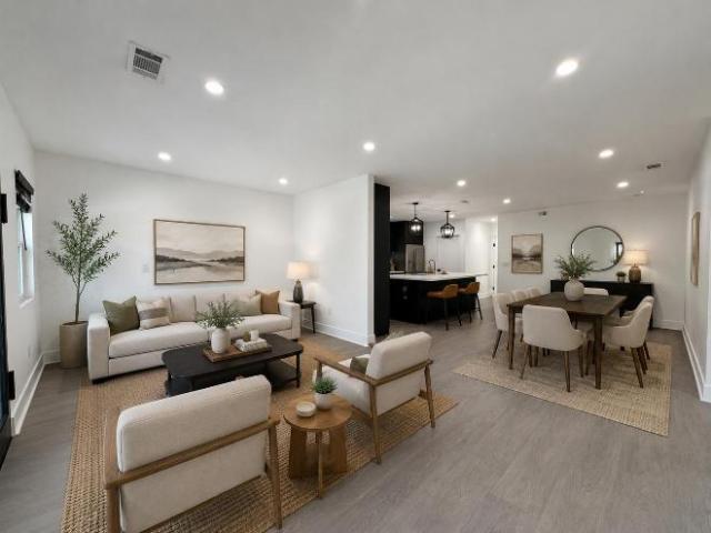 5 Br, 3 bath, Condo 1206 N Alexandria Ave