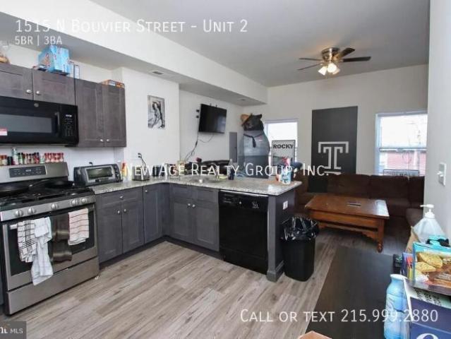 5 Br, 3 bath, Condo 1515 N Bouvier Street