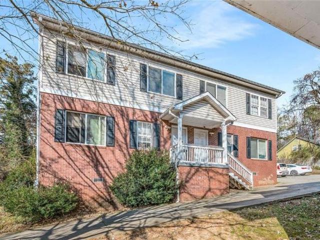 5 Br, 3 bath, Condo 2045 Lois Place
