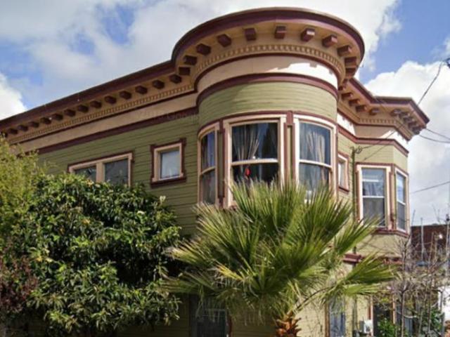 5 Br, 3 bath, Condo 2340 Lane St