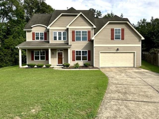 5 Br, 3 bath, Single Family Home 1205 Peppermint Ct