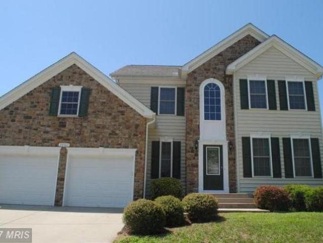 5 Br, 3 bath, Single Family Home 20563 Carmarthen Dr