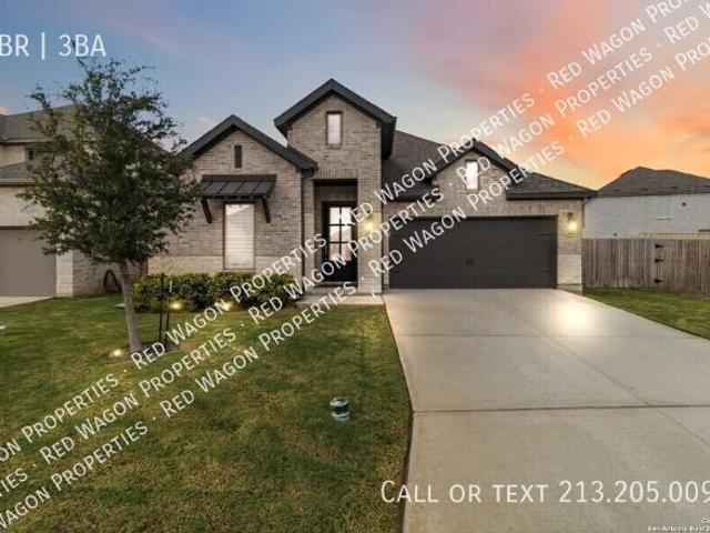 5 Br, 3 bath, Single Family 149 Red Oak Ln