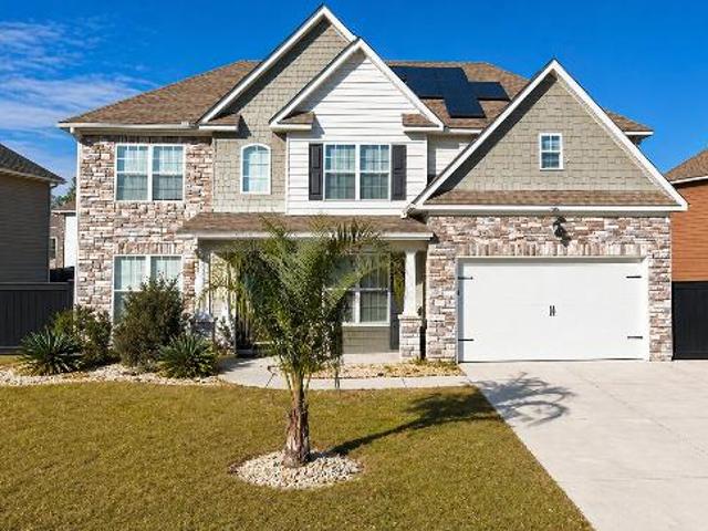 5 Br, 3 bath, Single Family 154 Saddleclub Way
